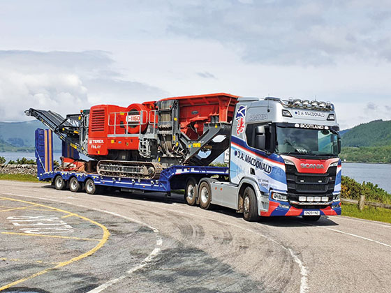 MacDonald Goes For New Andover Tailored Trailer - Transport News