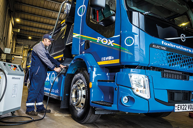 Fox Group Tippers On A Charge - Transport News